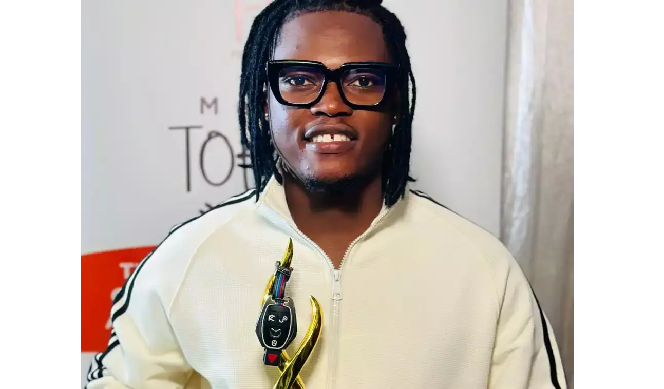 Bénin : Alain Kenneth remporte à nouveau le trophée « Tendance ...