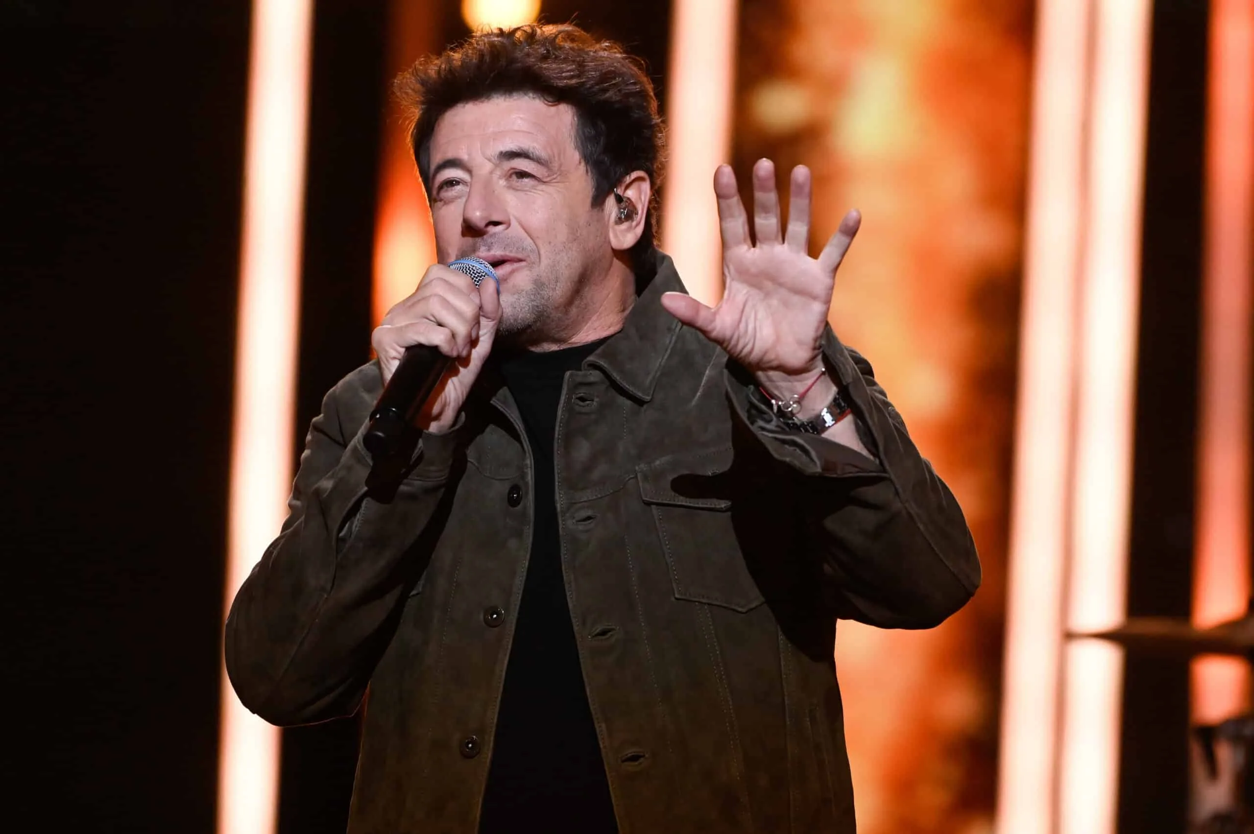 Patrick Bruel : ses fans dérapent au sujet de Flavie Flament | BENIN WEB TV
